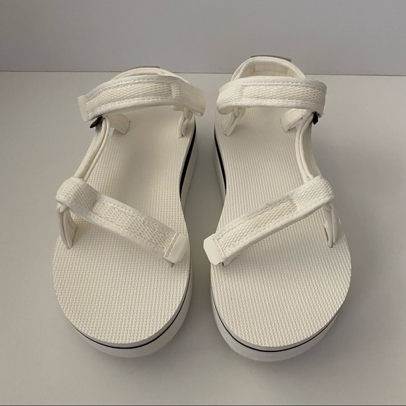 Teva | Shoes | Teva Flatform Universal Mesh Print Sandals White | Poshmark